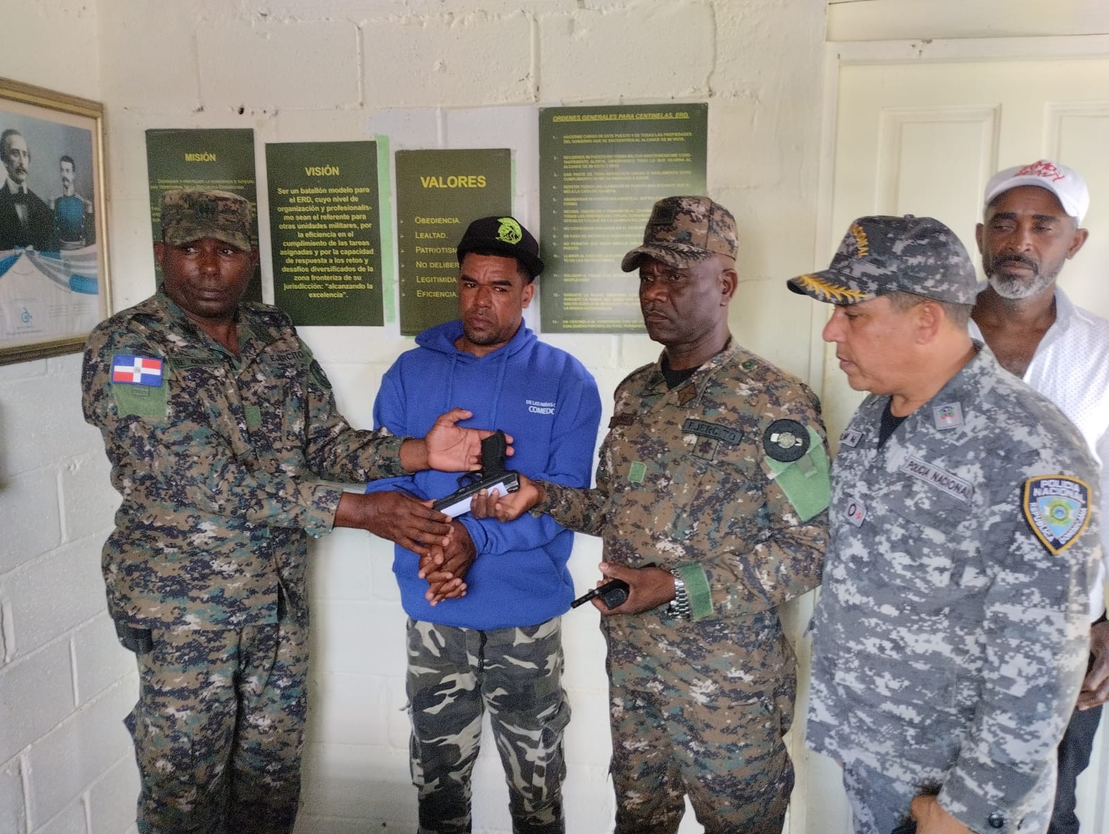 Policía Nacional Informa sobre Entrega Voluntaria de los Implicados en ...